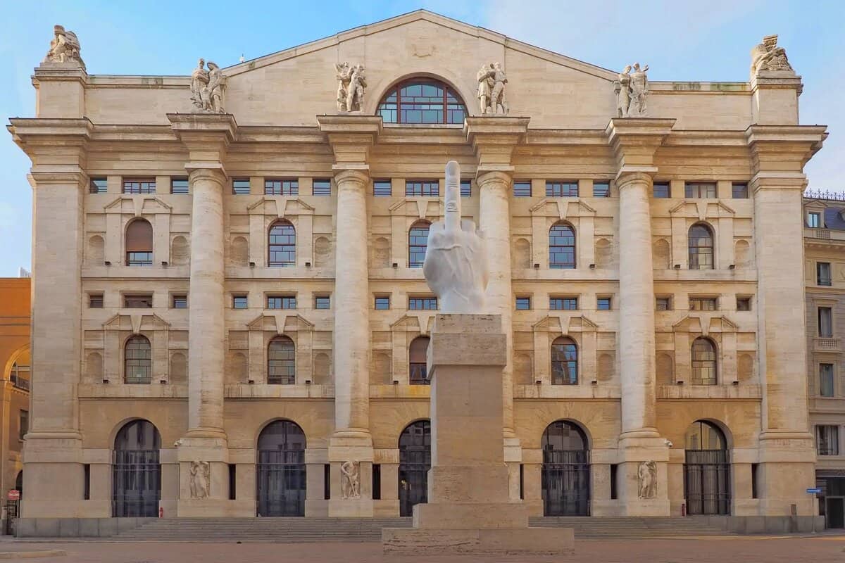 Visita guidata alla Milano del Regime, attraverso le evidenze ...